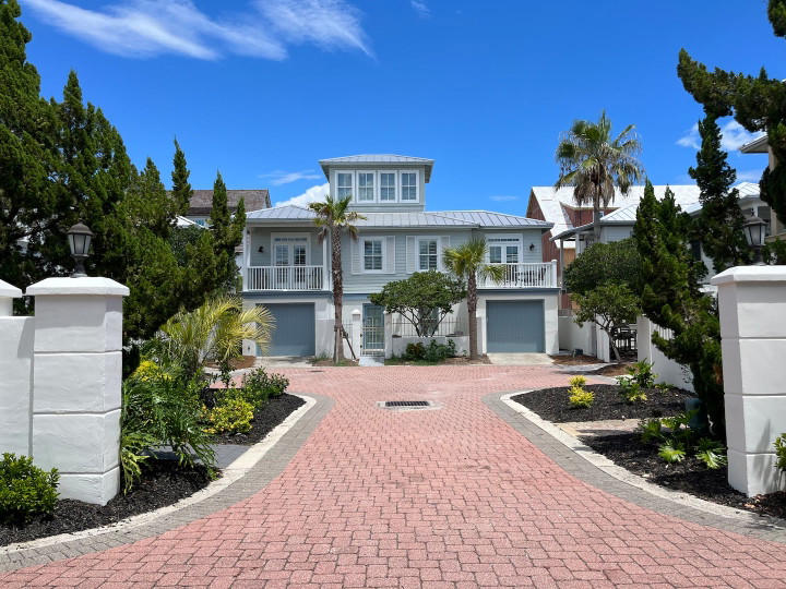 *Beachside* On 30a! Sleeps Up To 9 - Alys Beach, FL