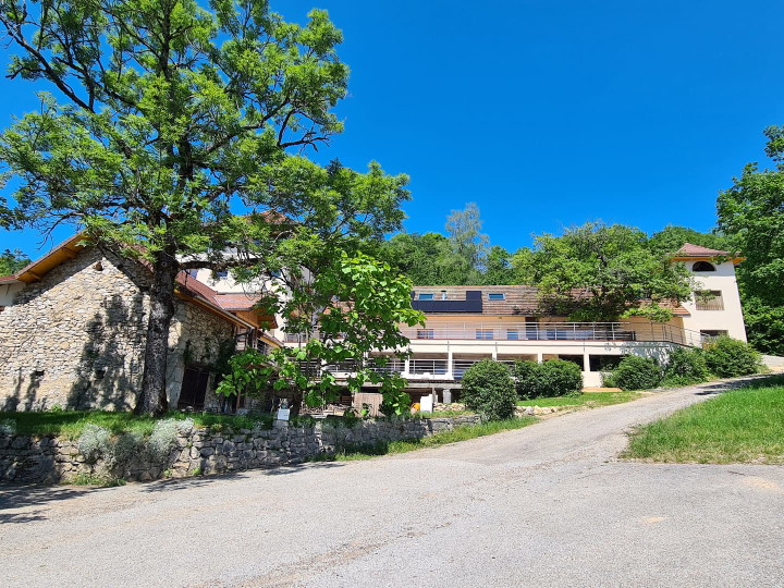 Le Vernay En Savoie Gîte 15 Pers. Dans La Nature - Savoie