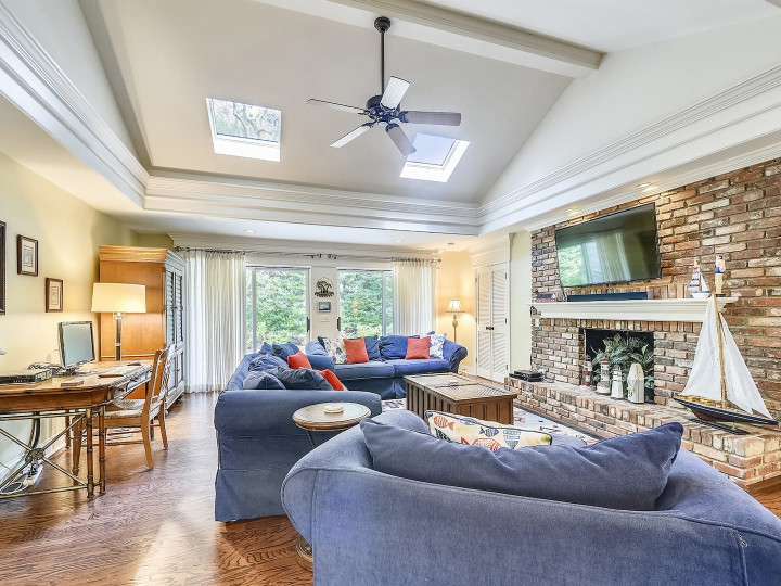 Single Level, 4br Home W/ Pool & Spa - Bluffton, SC