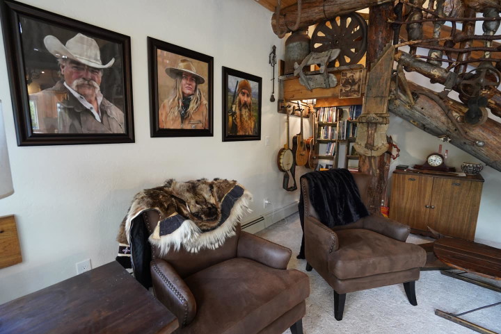 Handcrafted Home In Hatcher Pass By Marty Raney - Alaska