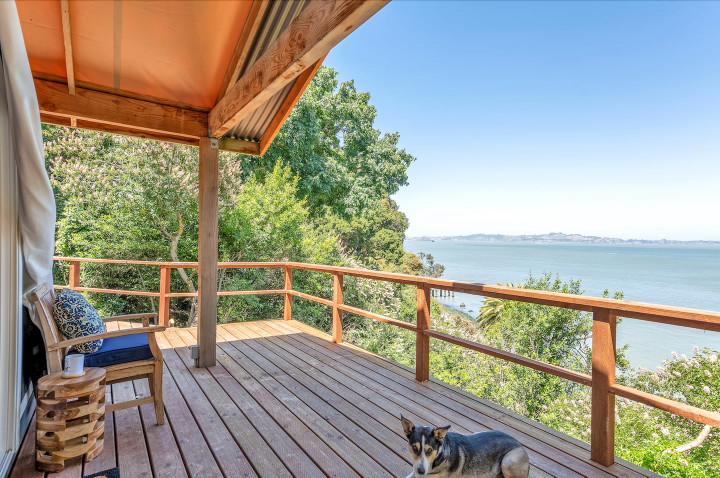 Luxe Beach View Bungalow - Tiburon