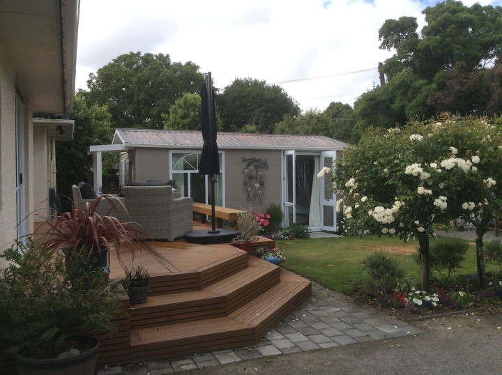 Delightful Sleep-out In Bryndwr - Christchurch