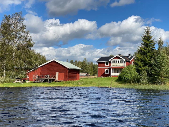Beautiful Cabin By The Lake - Malung