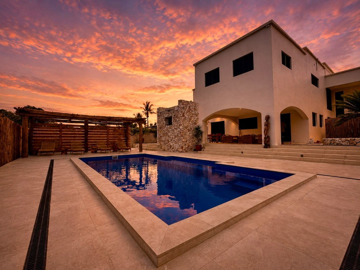 5 Palms Wailoaloa | 6br Villa + Private Pool - Nadi