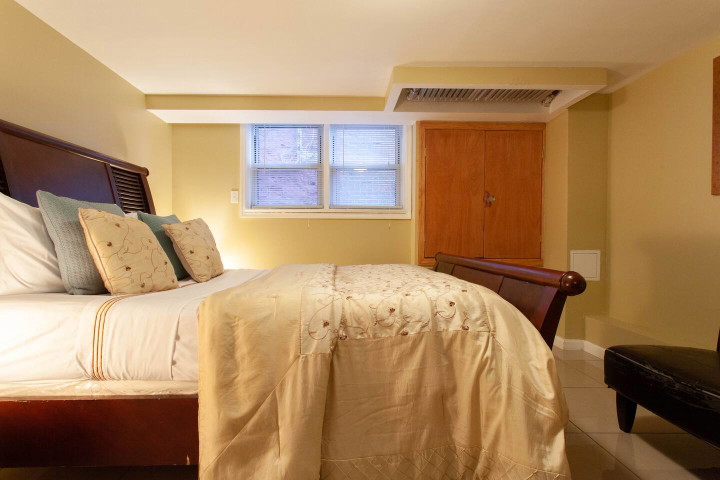 Bronx Cozy 1 Bedroom Apartment With Entire Access. - New York City