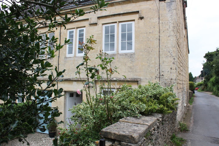 Beautiful Grade Ii Listed Cotswold Cottage - Stroud