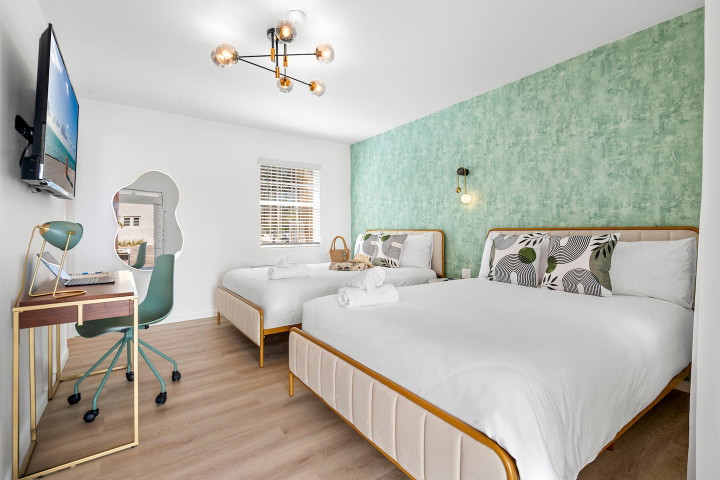Renovated Mimo Gem | 2 Queens By Design District - Miami, FL