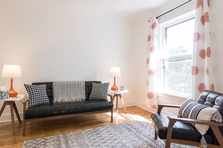 Stylish 2 Bedroom W/ Dreamy Balcony - Detroit