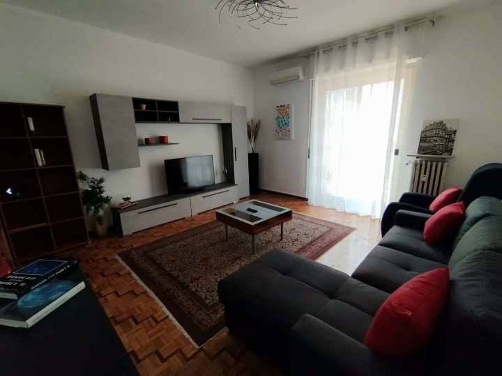 House Of Gems - Alessandria