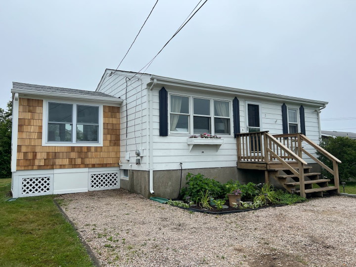 Narragansett Beach Cottage - Rhode Island