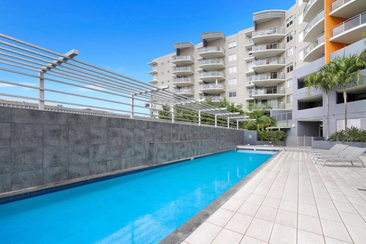 2bedrooms, 2 Bathrooms, Pool&carpark+ Big Balcony - Brisbane