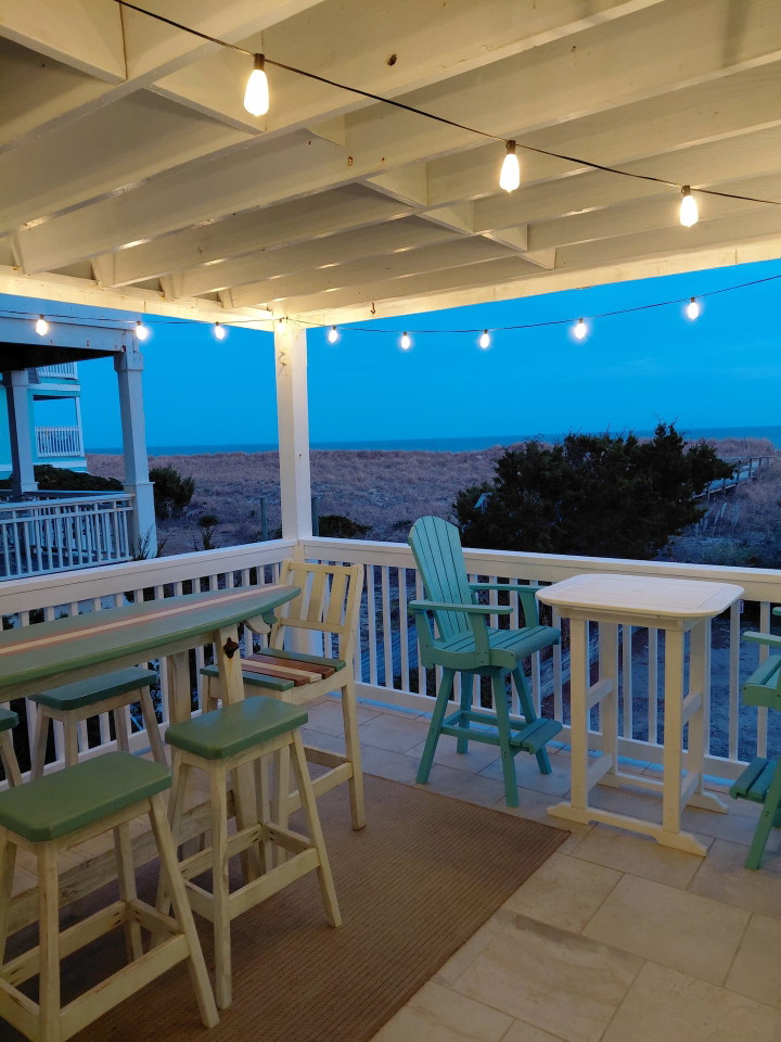 Oceanfront 1st Floor Condo With Pvt. Beach Access - Carolina Beach, NC
