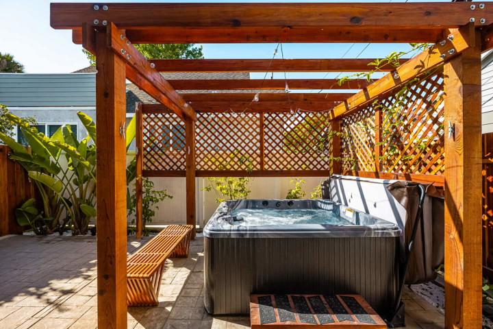 Long Beach Oasis - Long Beach, CA