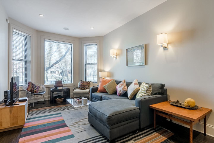 Logan Blvd Luxury! Enjoy The Well-equipped Kitchen And Prime Location By Allset Turnover - Chicago