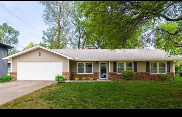 Mimis House - Lawrence, KS