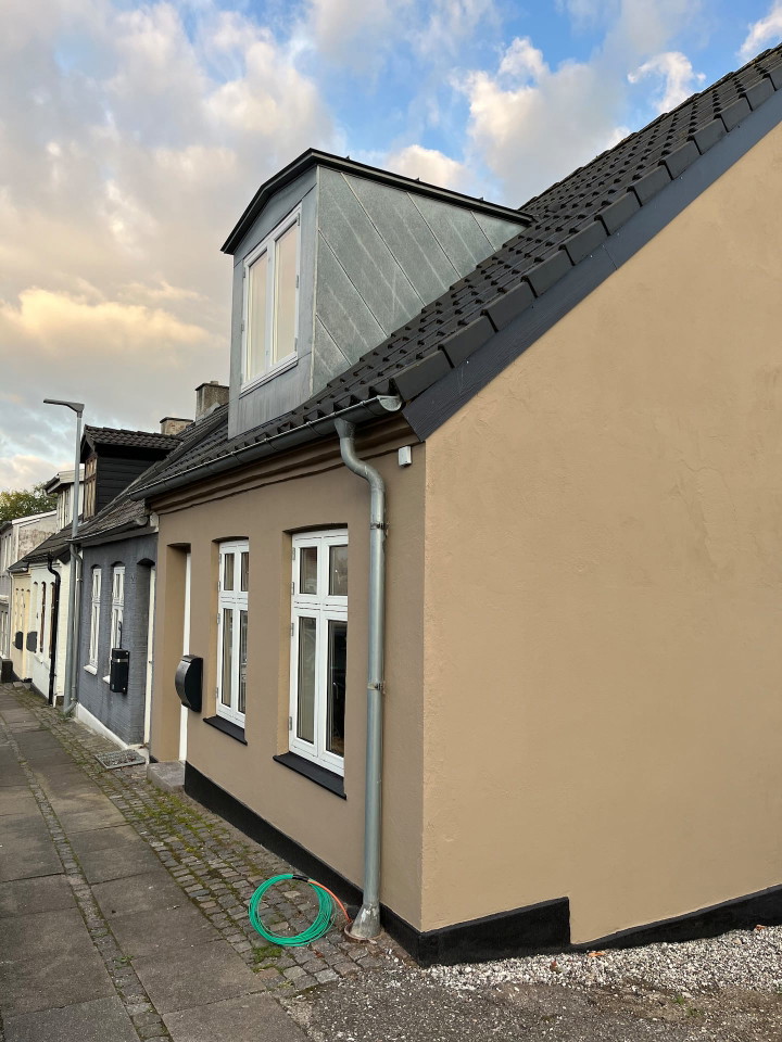 Hyggeligt Byhus Nær Slotssøen - Kolding