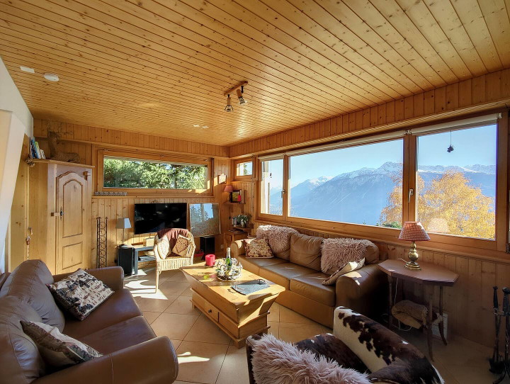 Sunny Family Chalet W/ Panoramic Views + Studio - Vercorin
