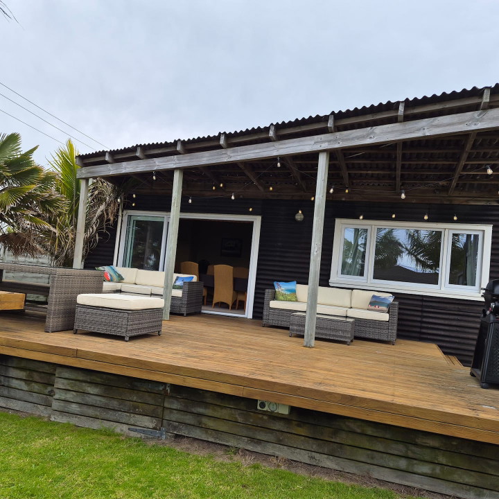 Bach On Oceanbeach Road - Tauranga