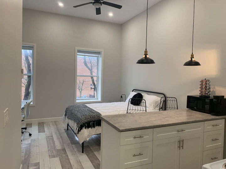 Cozy Downtown Loft - Chatham-Kent