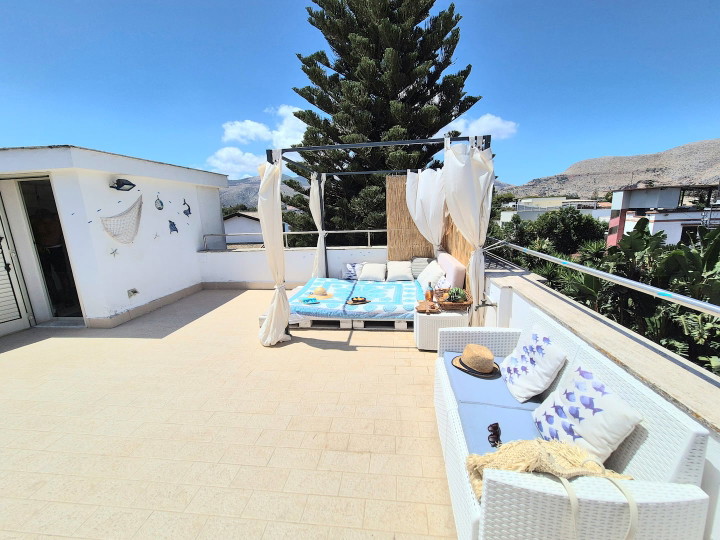 Villa Mondello Terrazze&jacuzzi Near The Beach! - Palermo