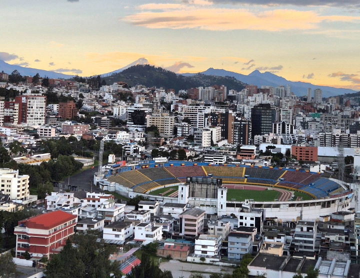 Suite In The 3rd Quito's Tallest Building - Quito