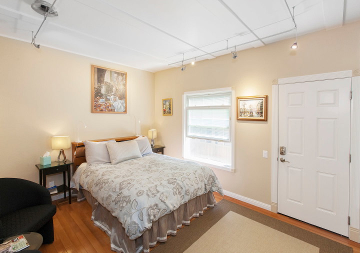 Cozy Garden Unit - San Francisco, CA