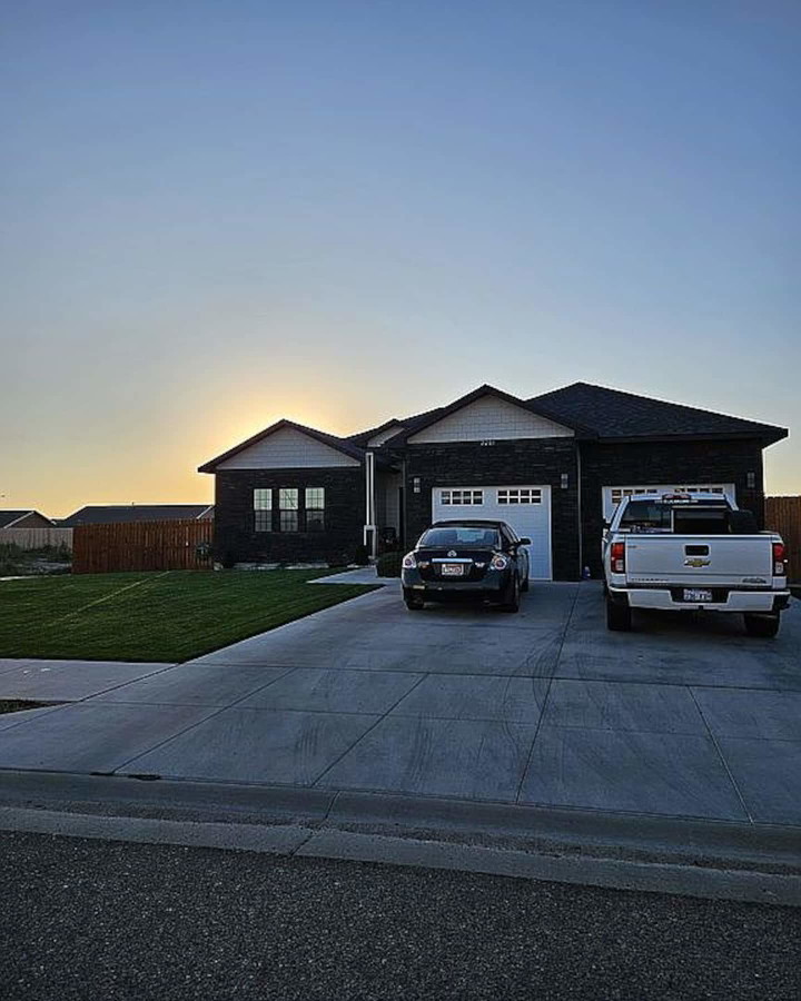 Spacious Stay For Groups 6 Rooms Outdoor Patio - Garden City, KS