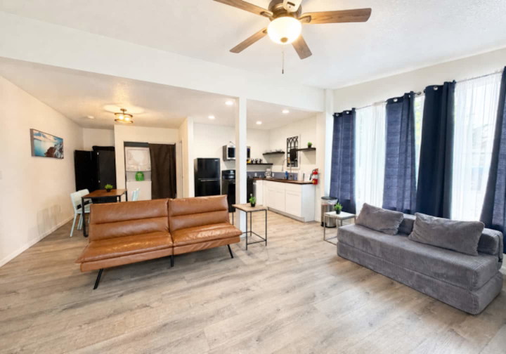 Suite-de Luxe-salle De Bain Privée-vue Sur Rue-del - Titusville, FL