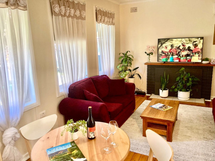 Rose End Cosy Central Apartment - Tumut