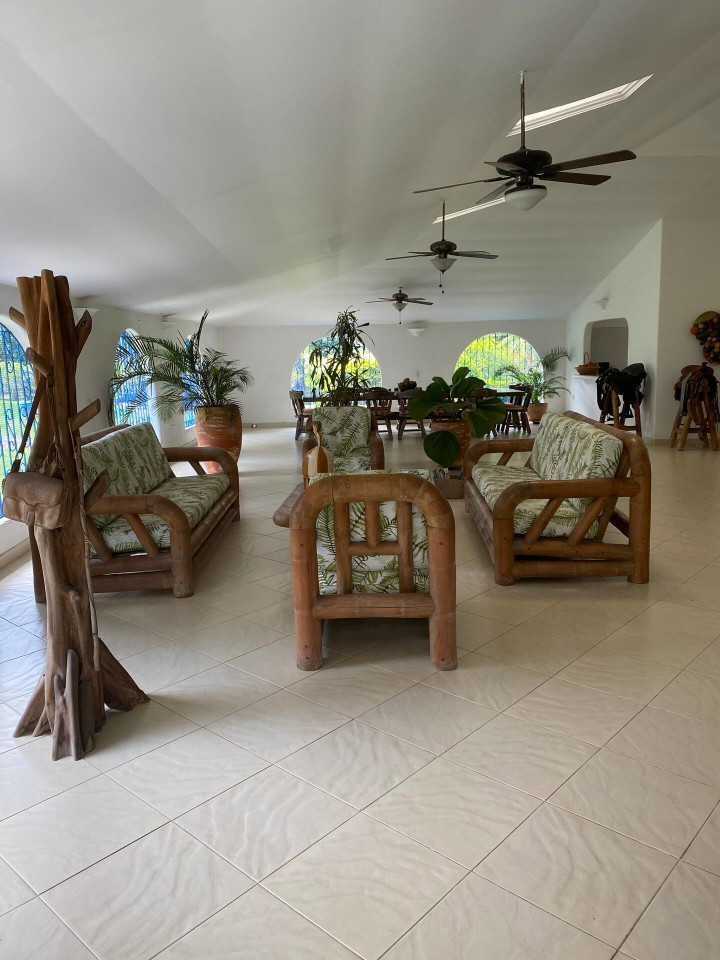Casa Campestre Muy Cómoda  Dentro De Villavicencio - Villavicencio