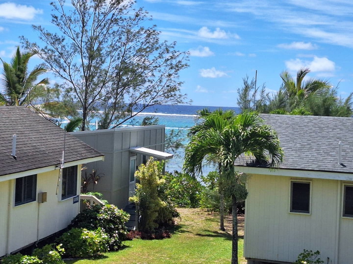 Kakaia Muri Beach Hut - The Pink House - Cook Islands