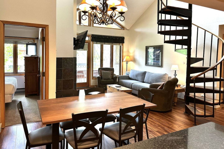 Amazing Summer Amenities! 2 Pools, Hottubs, Tennis - Steamboat Springs, CO