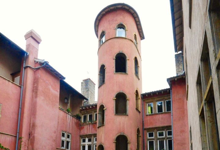 Studio Avec Vue En Haut De La Tour Rose Vieux Lyon - Lyon