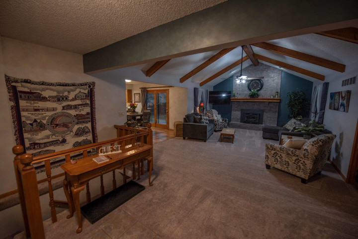 Lovely 3br Home Away From Home - No Cleaning Fee! - Belton, MO