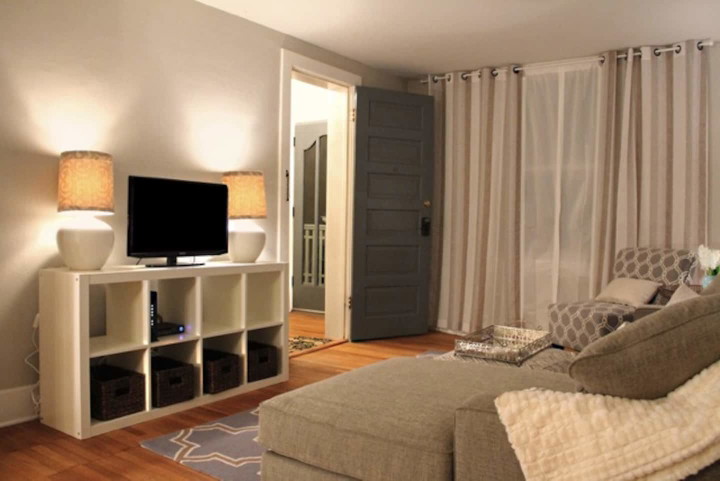 Fremont Vintage 2bed Apt-pets Private Back Yard - Seattle, WA