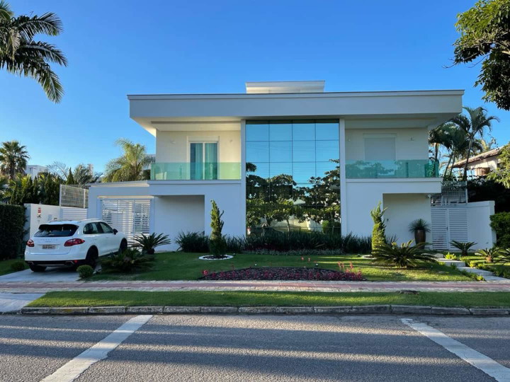 Vila Com 7 Suítes E Pisicna Aquecida - Governador Celso Ramos