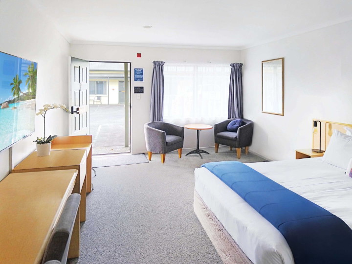 Studio Room At Kaimai View Motel - Katikati