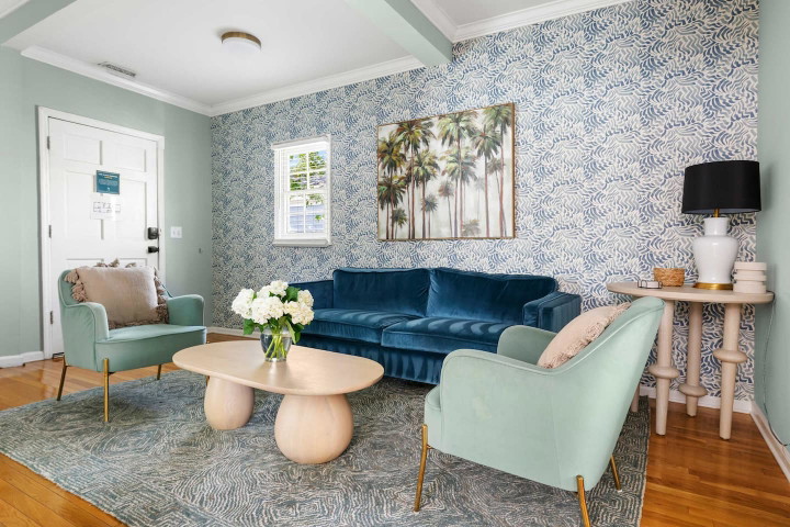 Charming Ground Floor Suite 6 Blocks To King - Charleston, SC