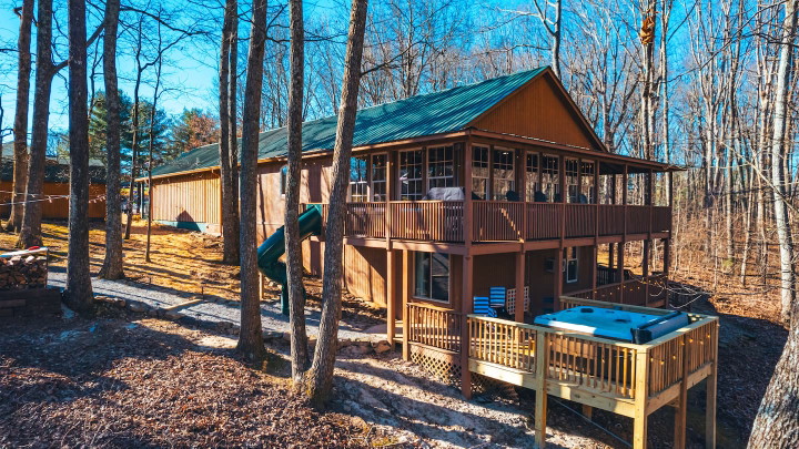 Quiet Cabin Retreat On .5 Acres (Kids Welcome!) - Monteagle, TN