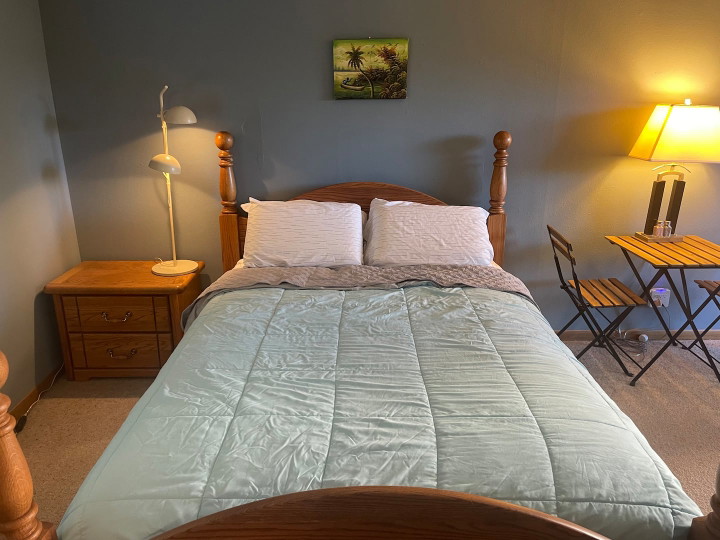 Stay A While
Quiet, Private Single Suite. - Seattle-Tacoma Airport (SEA)