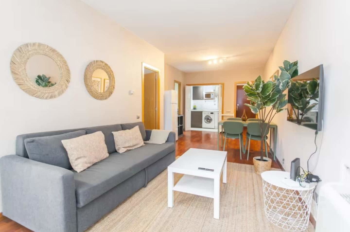 Chamartín: Cute, Terrace, Pool + Auto Check-in - Madrid