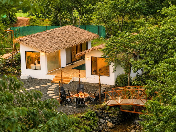 The Hidden Eden : A Private Mountain & Lake Rtreat - Lonavla