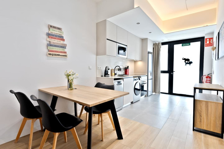 León Central Apt, Turia Park - Paterna