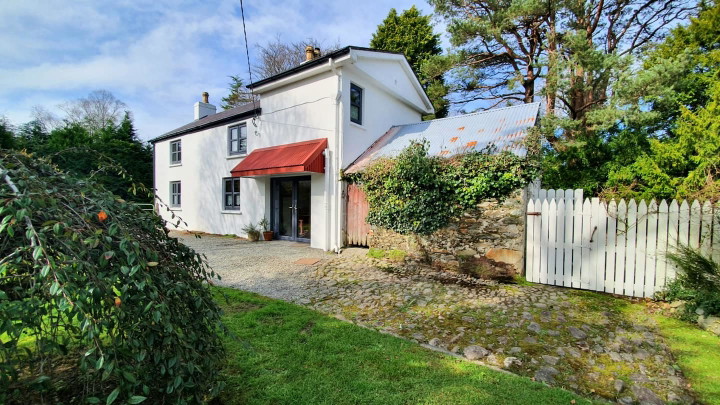 Quaint Cottage, 5 Minute Drive To Killarney Town. -