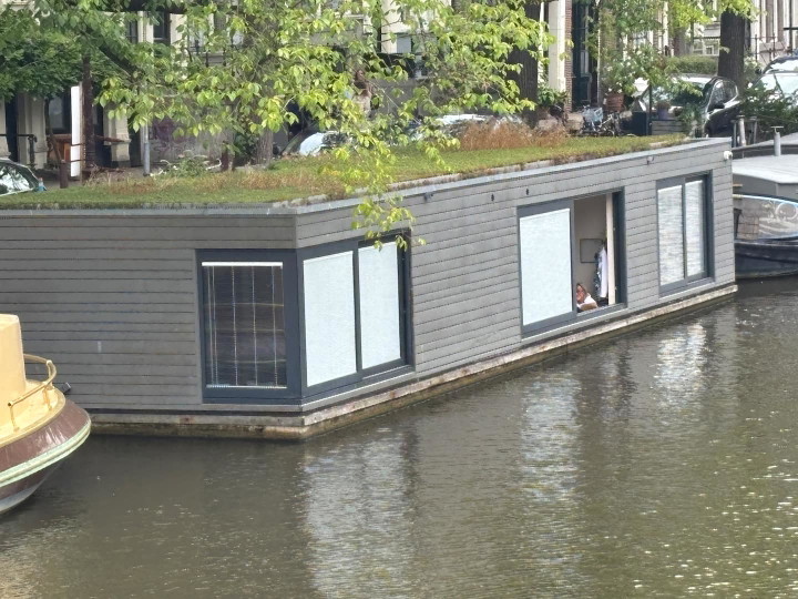 First Class Houseboat Studio Jordaan Floating Home - Amszterdam