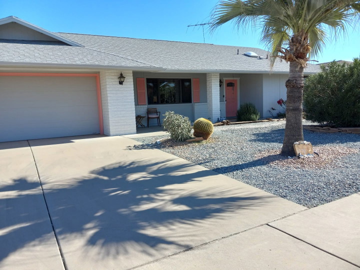 Spotless Comfort. King Bed+ (Sleeps 6). Lanai. - Sun City, AZ