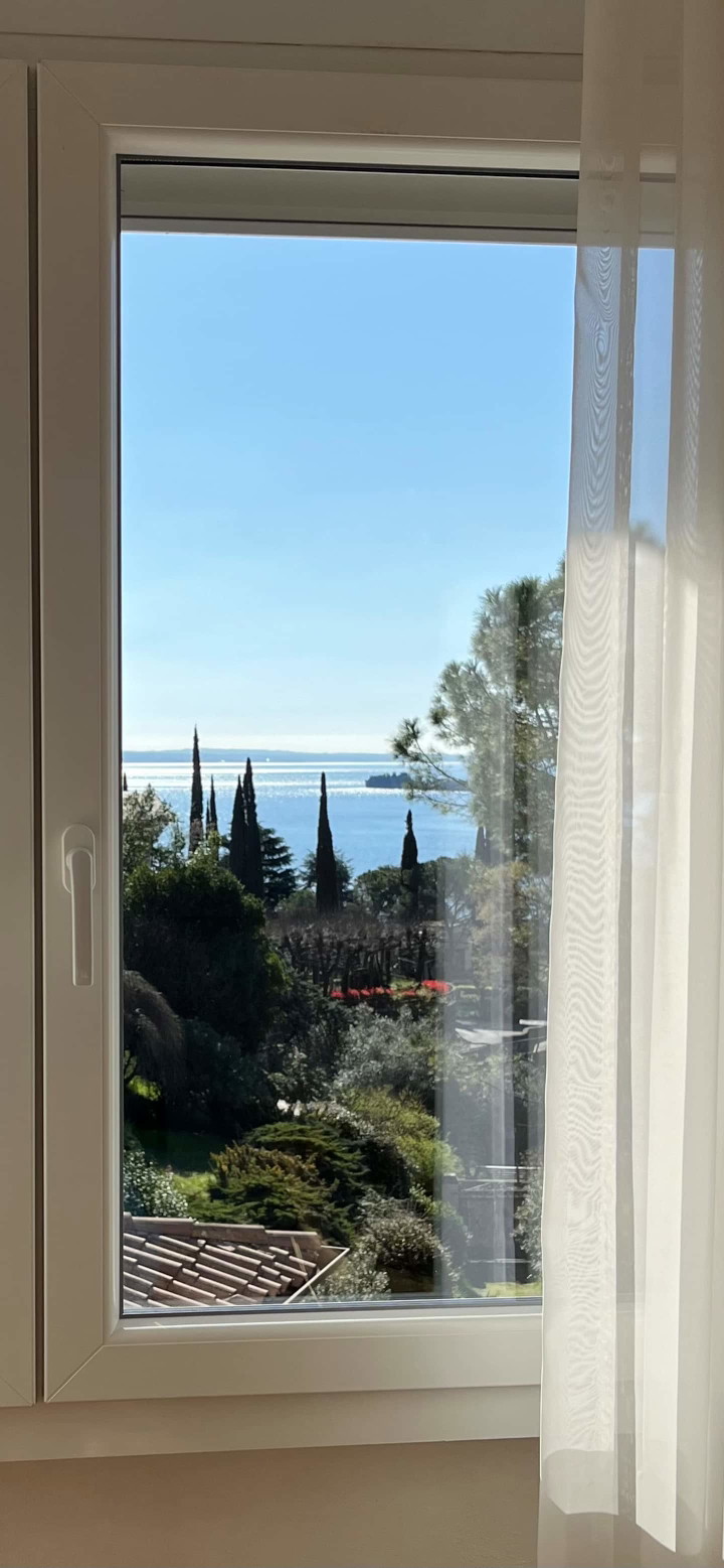 Romantic Lake View Escape -By Nikos - Gardone Riviera
