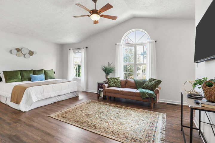 Spacious King Suite W/ Game Room, Fire Pit & Patio - Lexington, KY