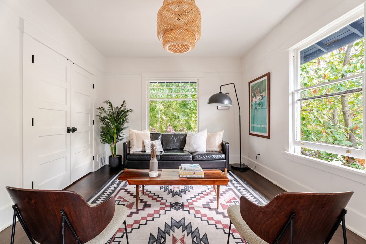 Bright And Airy Craftsman On The Hill - Seattle, WA