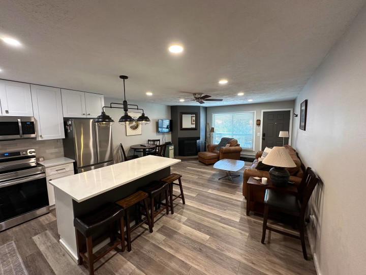 Cozy Top Floor Unit, Mountain Views, Sunsets With Skiing And Hiking Trail Access - Fraser, CO